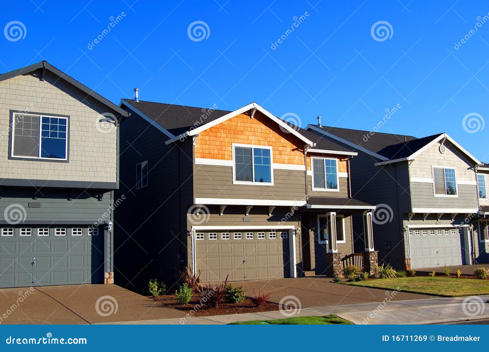Beautiful New Homes stock image. Image of grass, dwelling - 16711269