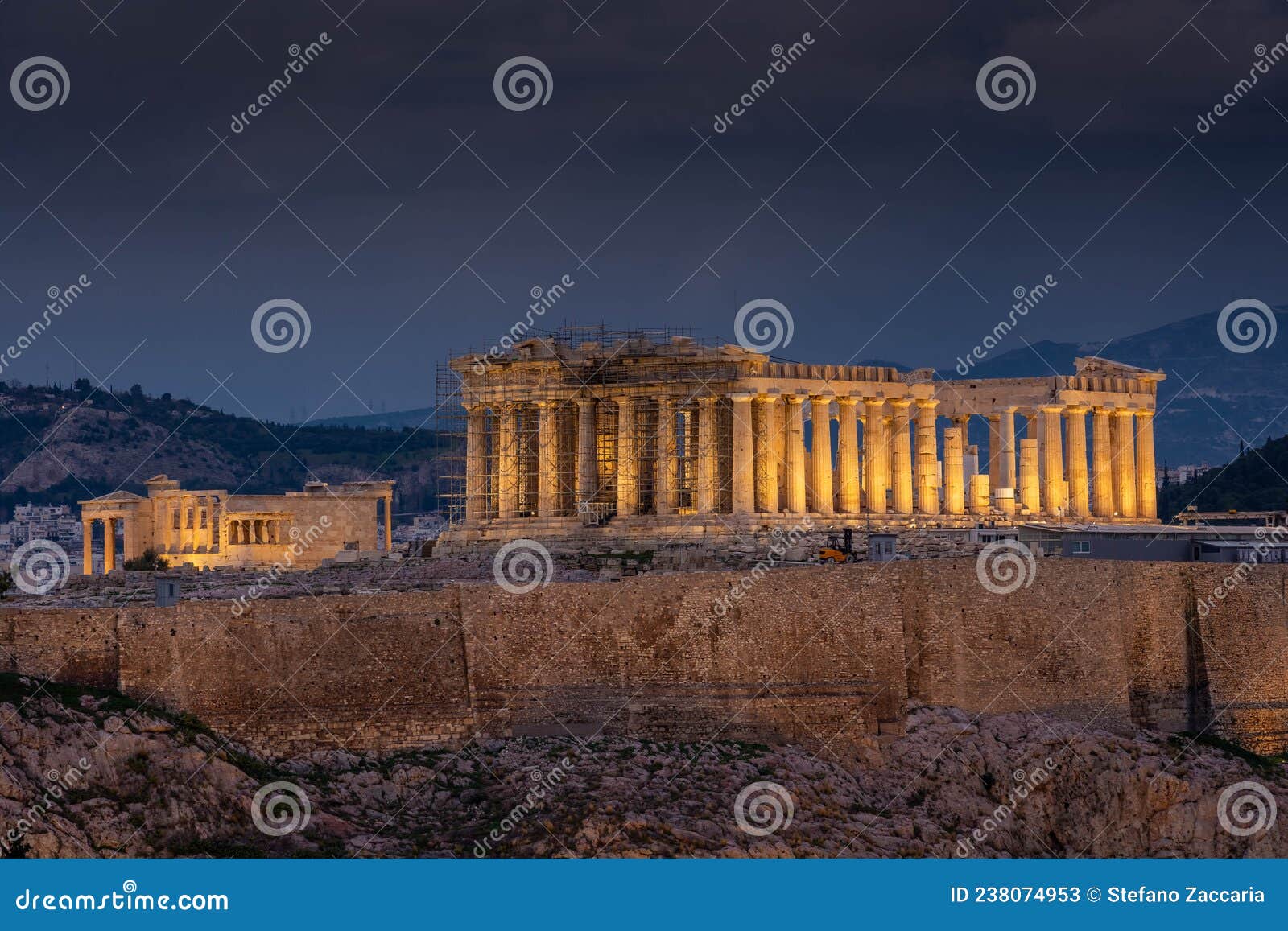 Beautiful Night View of the Parthenon and the Acropolis, Athens in ...