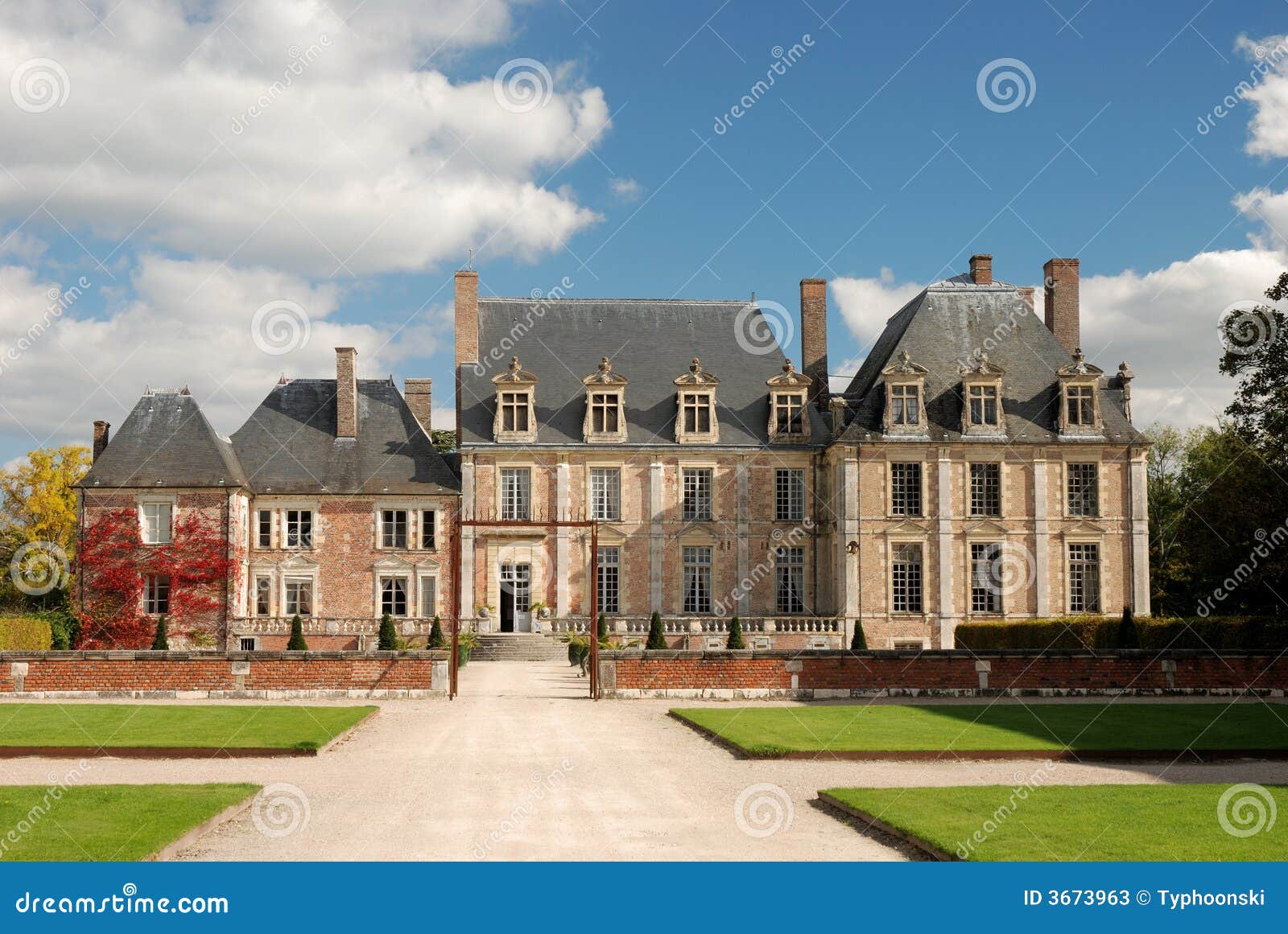 Beautiful Old Chateau in France Stock Image - Image of france, gentry ...