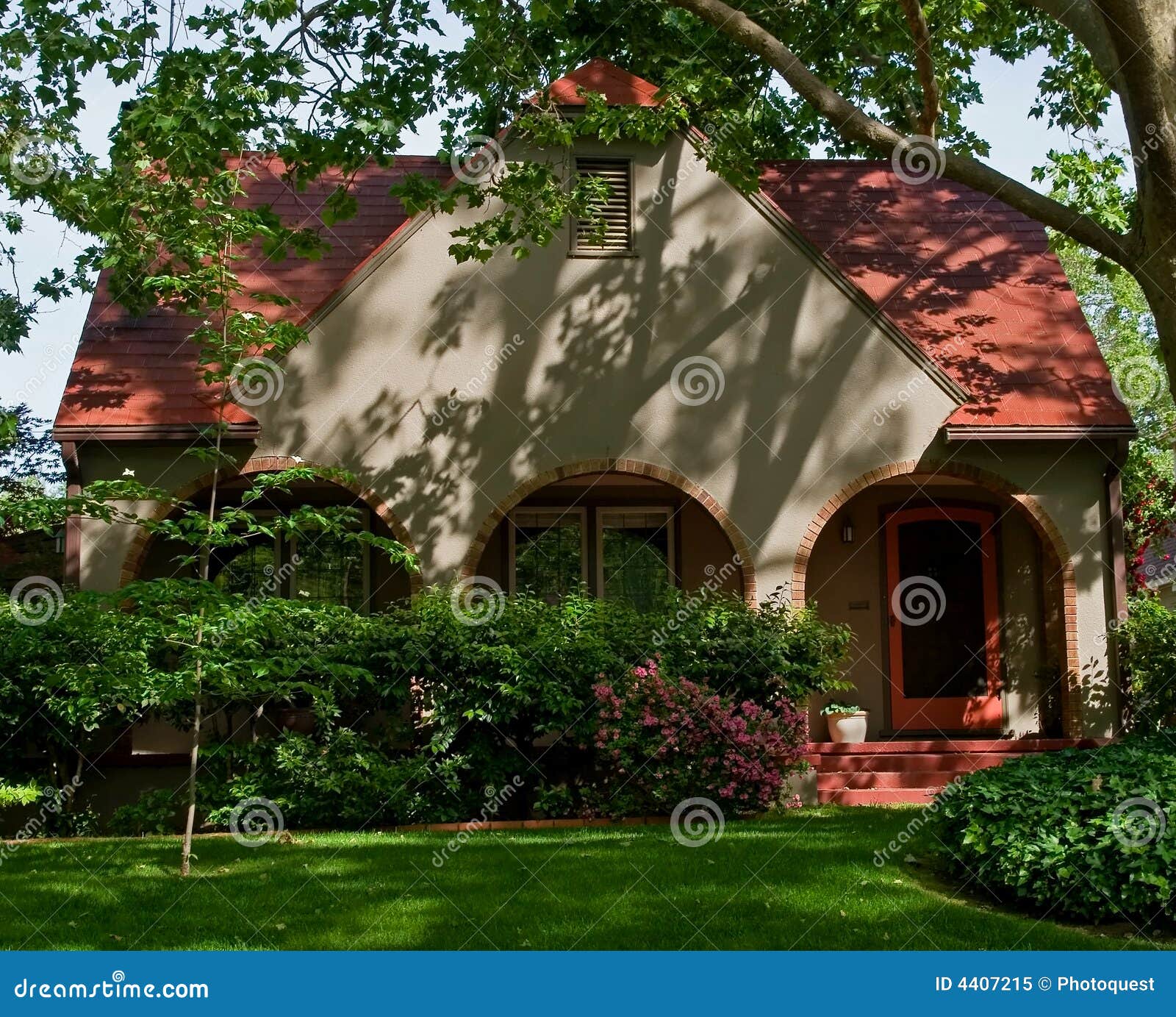 Beautiful old house stock image. Image of household, home - 4407215