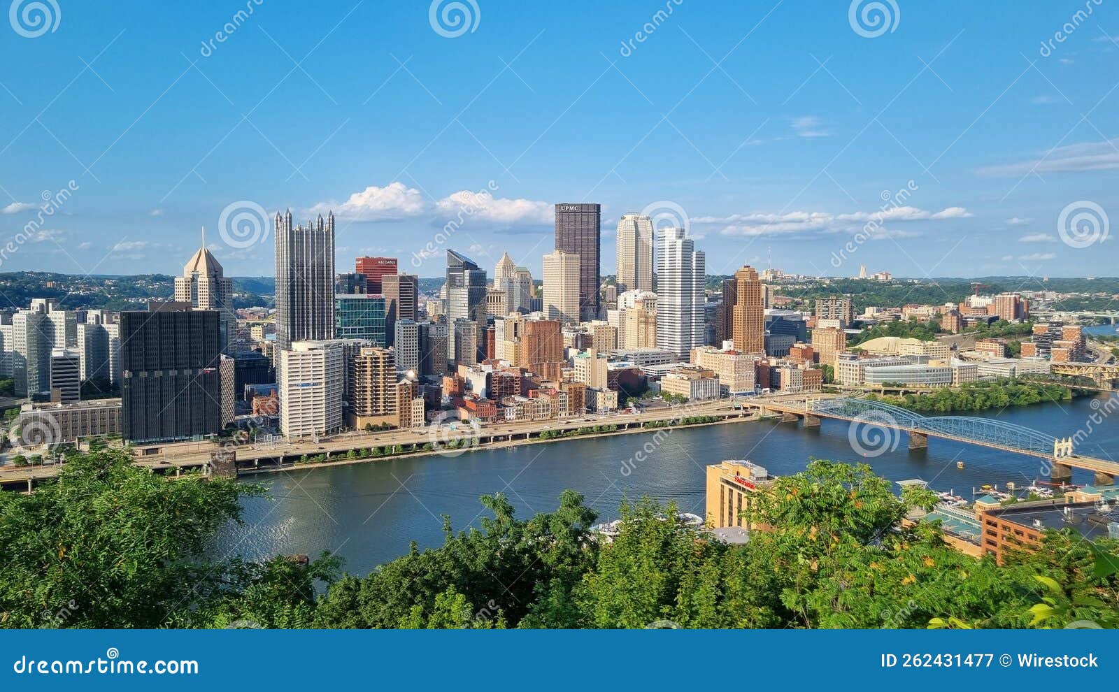 Beautiful Panoramic View of Downtown of Pittsburg Editorial Photography ...