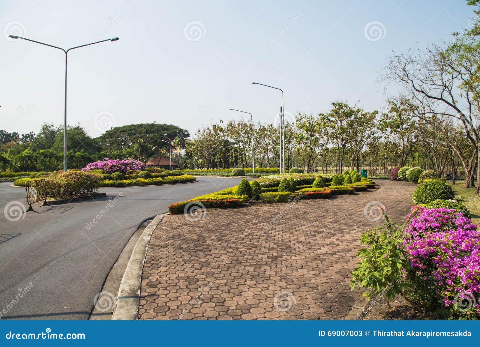 Beautiful Pathway in Public Park Stock Image - Image of beautiful, walk ...