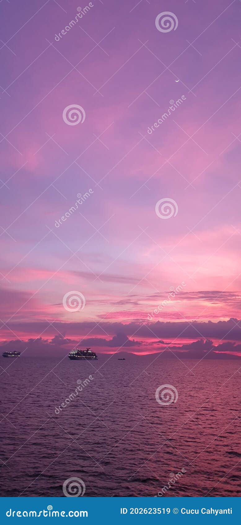 Beautiful Pink Sunset in Manila Bay Stock Image - Image of pink, manila ...