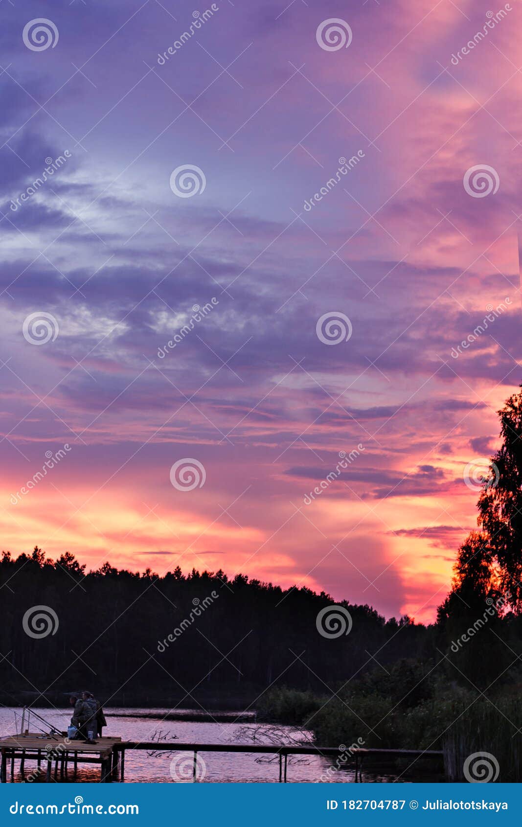 Beautiful Pink Sunset by the River Stock Image - Image of twilight ...