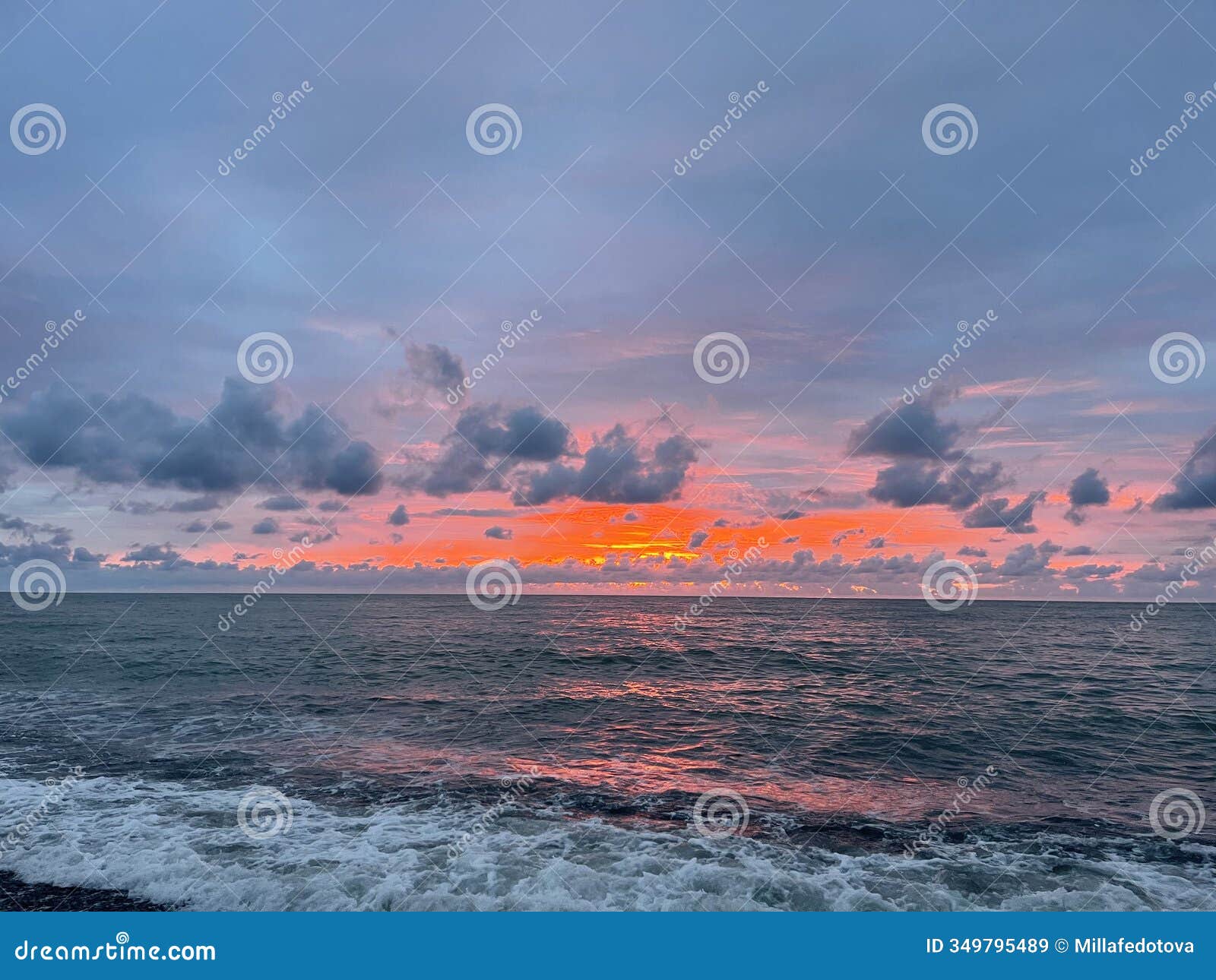 Beautiful Red Sunset with Clouds and Sea Stock Image - Image of wave, dramatic: 349795489