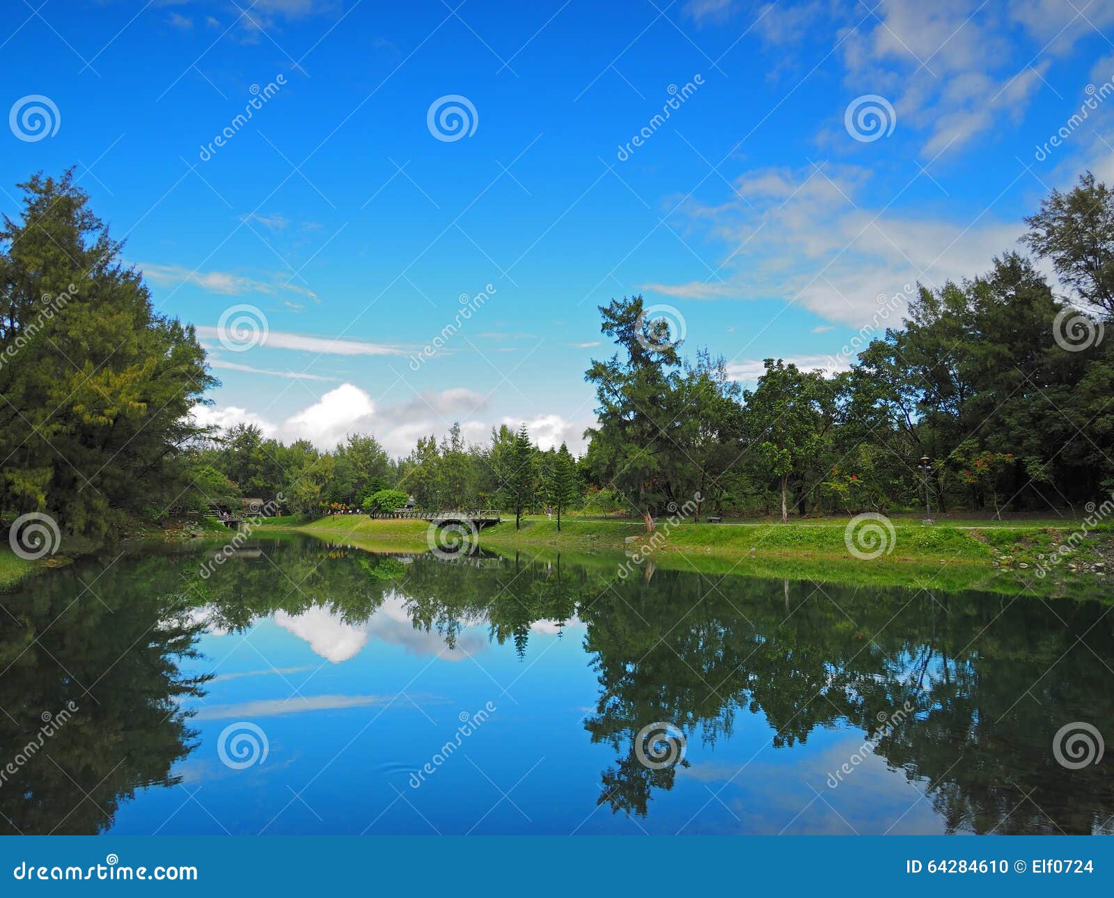 Beautiful Reflection of a Peaceful Lake Stock Photo - Image of ...