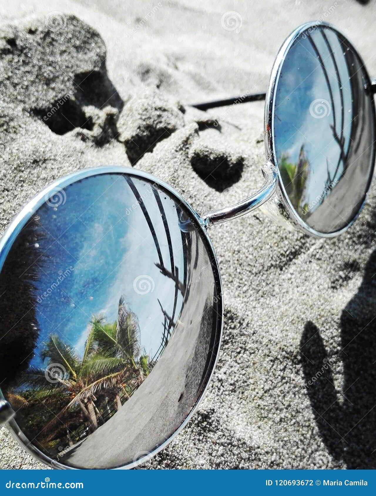 Beautiful Reflection in a Sunglasses Stock Photo - Image of beautiful ...