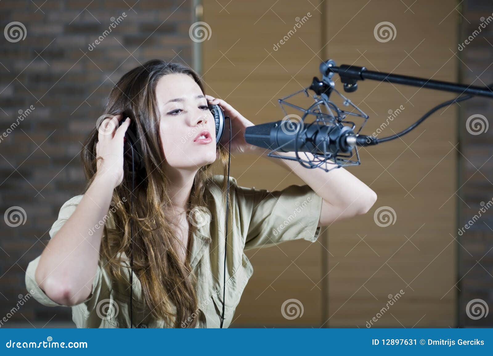 Beautiful Retro Woman Singing in Microphone Stock Image - Image of open ...