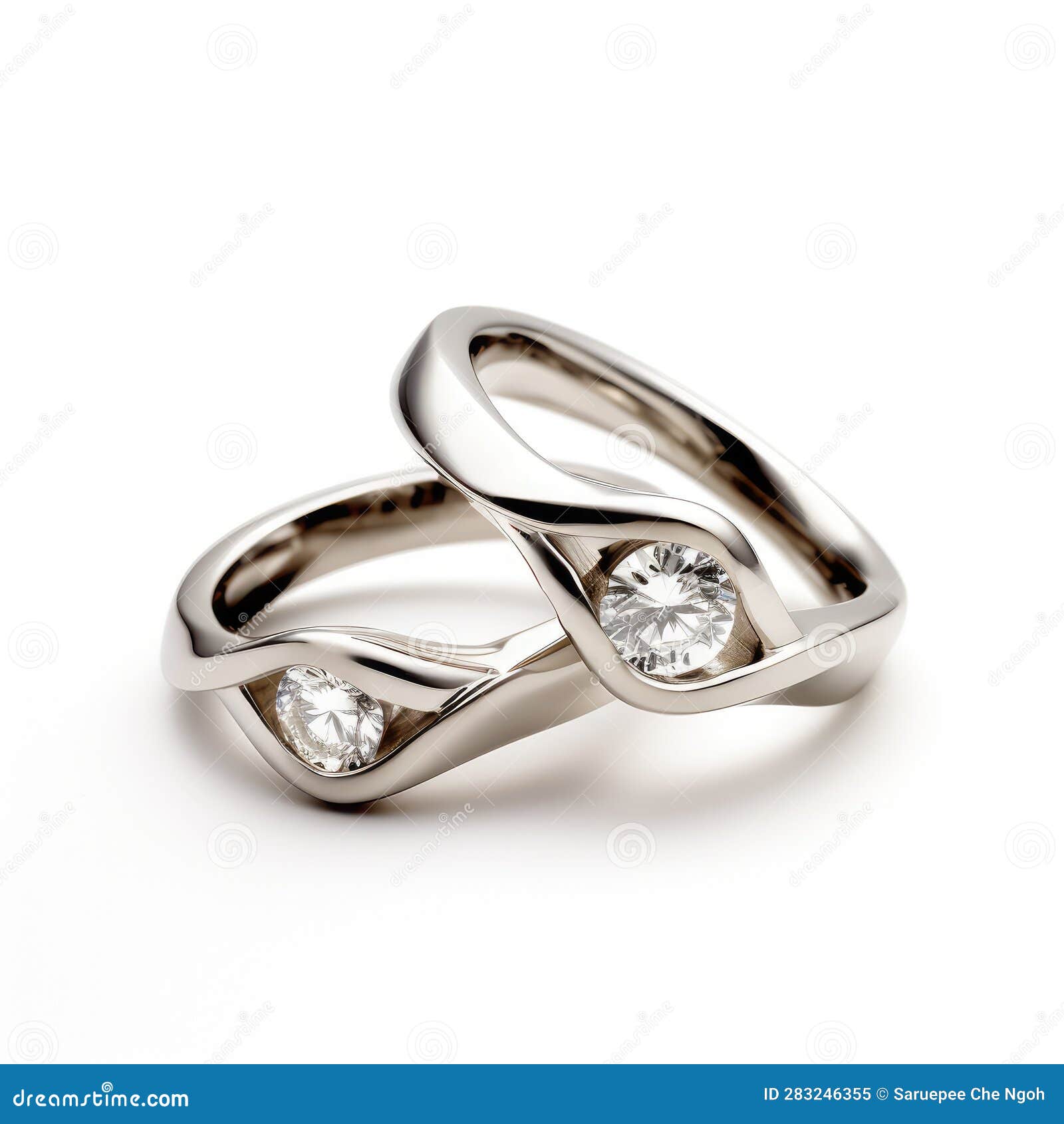 Beautiful Ring Design. Wedding Engagement Rings with Diamonds on ...