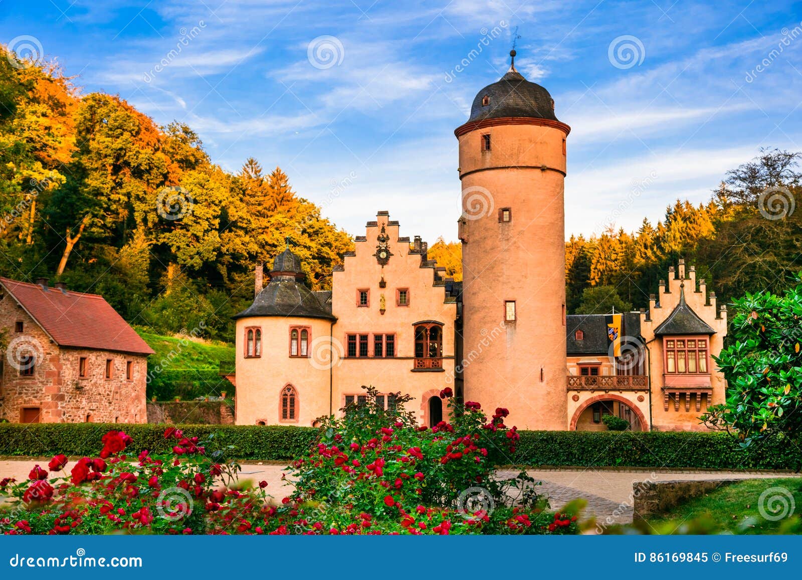 Beautiful Romantic Castle Mespelbrunn in Germany Stock Image - Image of ...