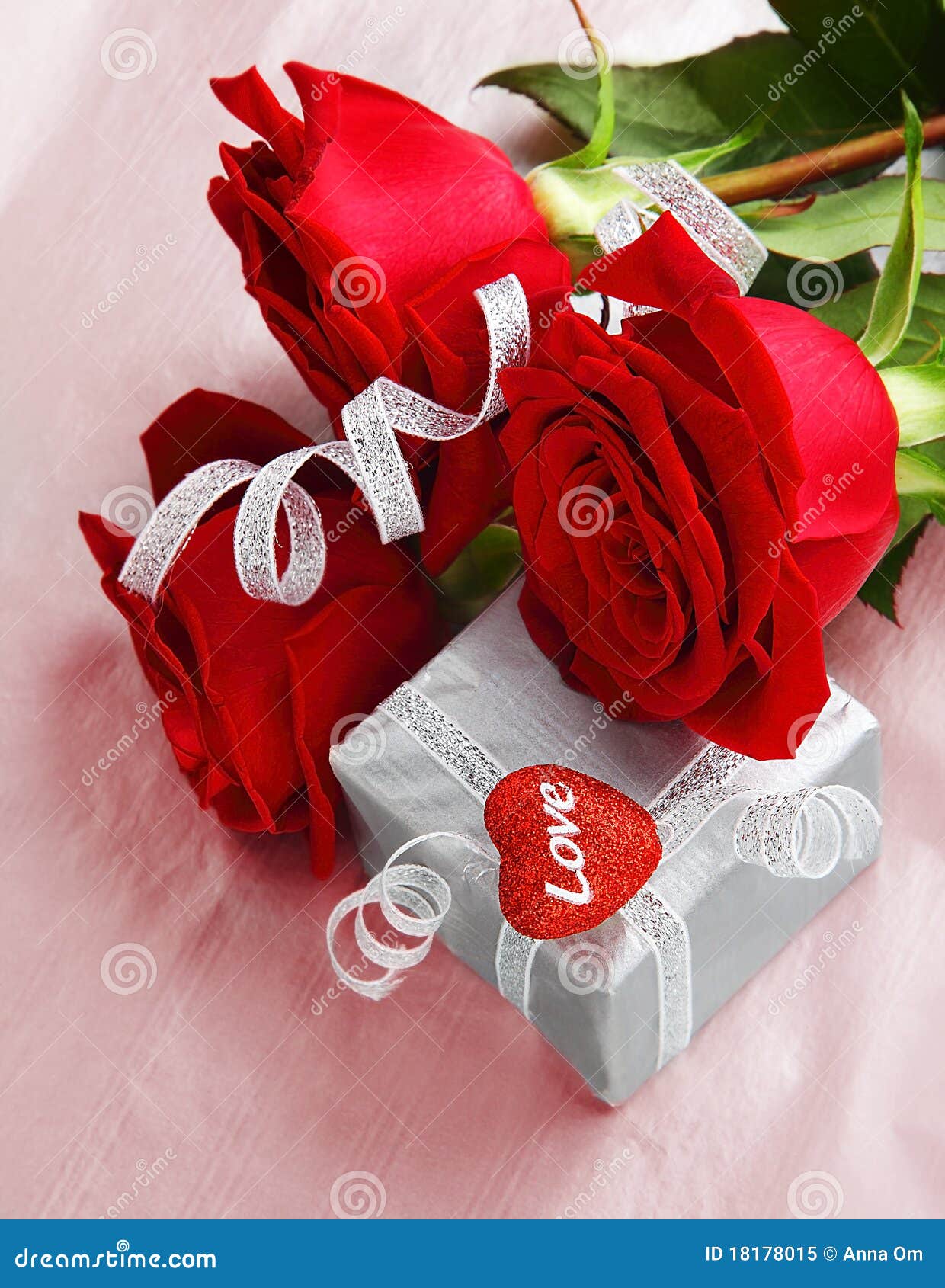 Beautiful Roses with Gift Box & Heart Stock Image - Image of decorative ...
