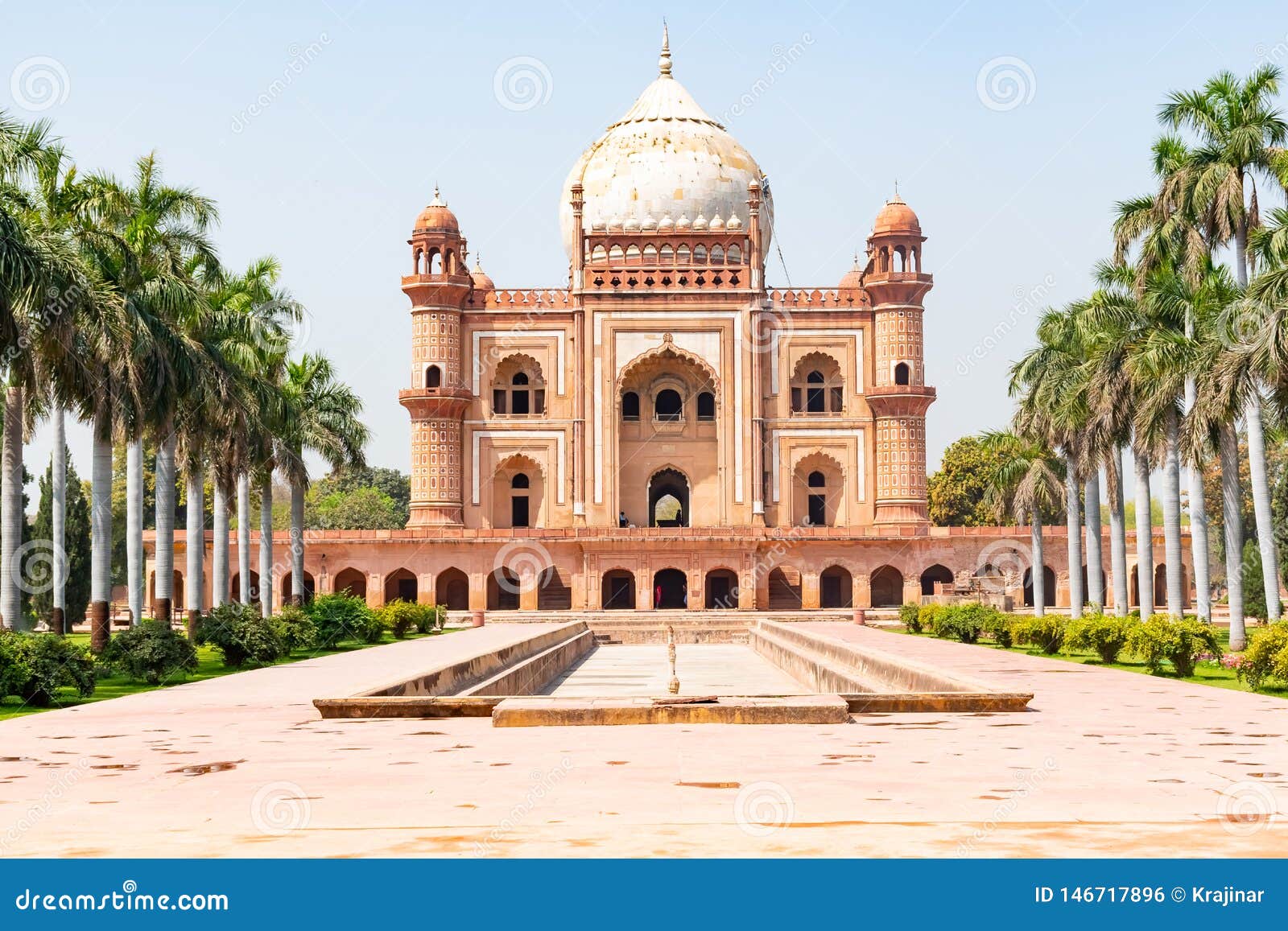 Beautiful Safdarjung`s Tomb, Sandstone and Marble Mausoleum in New ... Beautiful Safdarjung`s Tomb, Sandstone and Marble Mausoleum in New ...