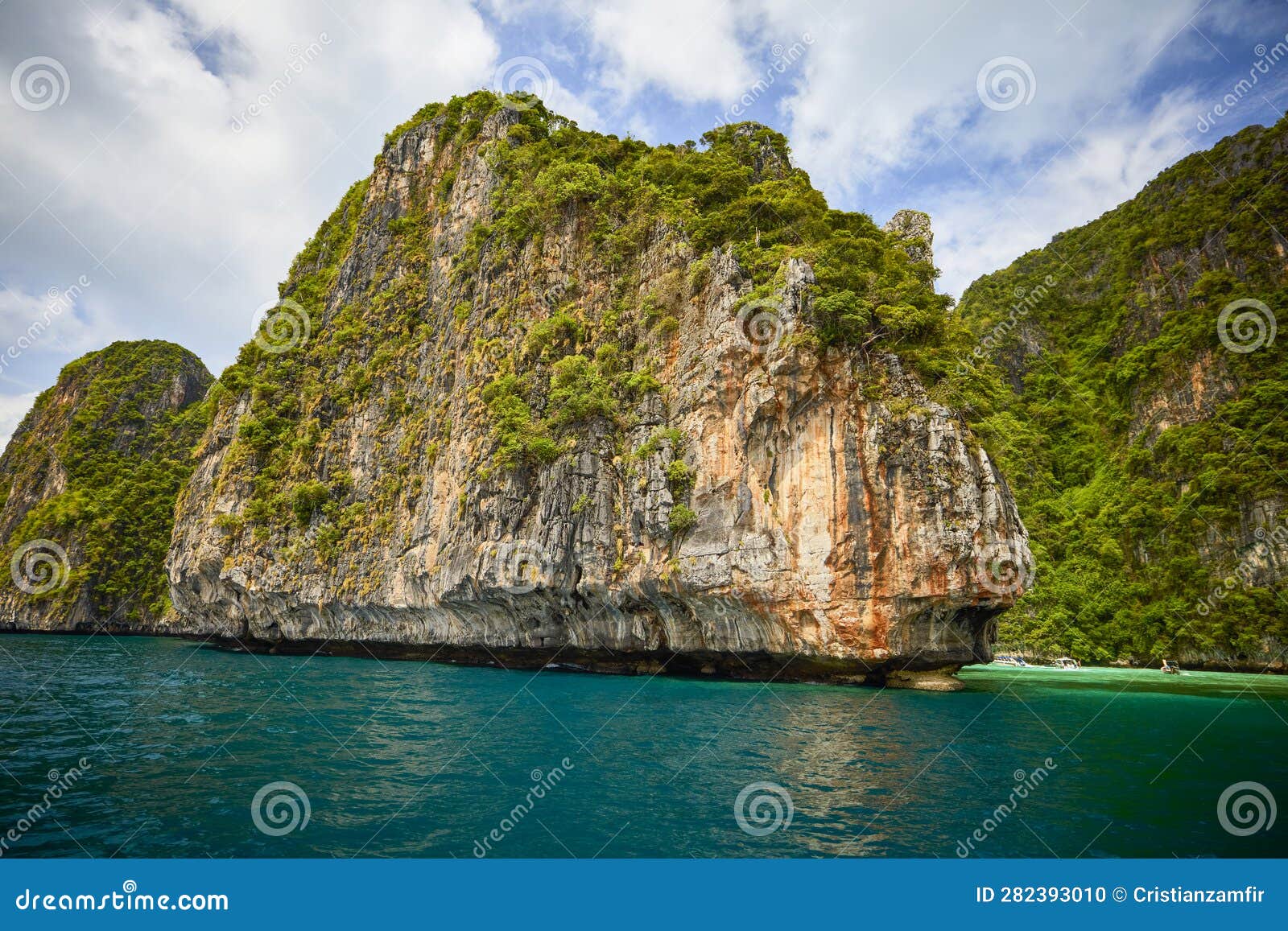 Beautiful Scenery of the Thai Islands of Phuke. Stock Photo - Image of ...