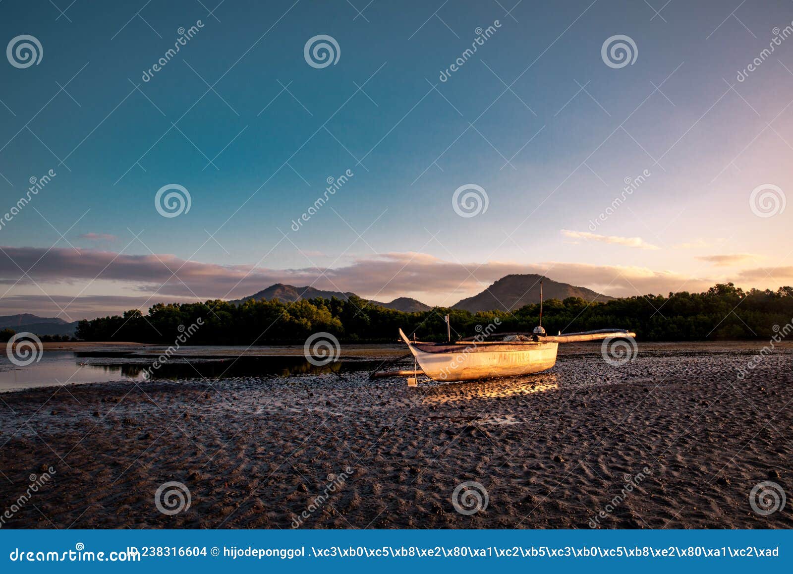 Beautiful Seascape at the Beach of Lian, Batangas Editorial Stock Image ...