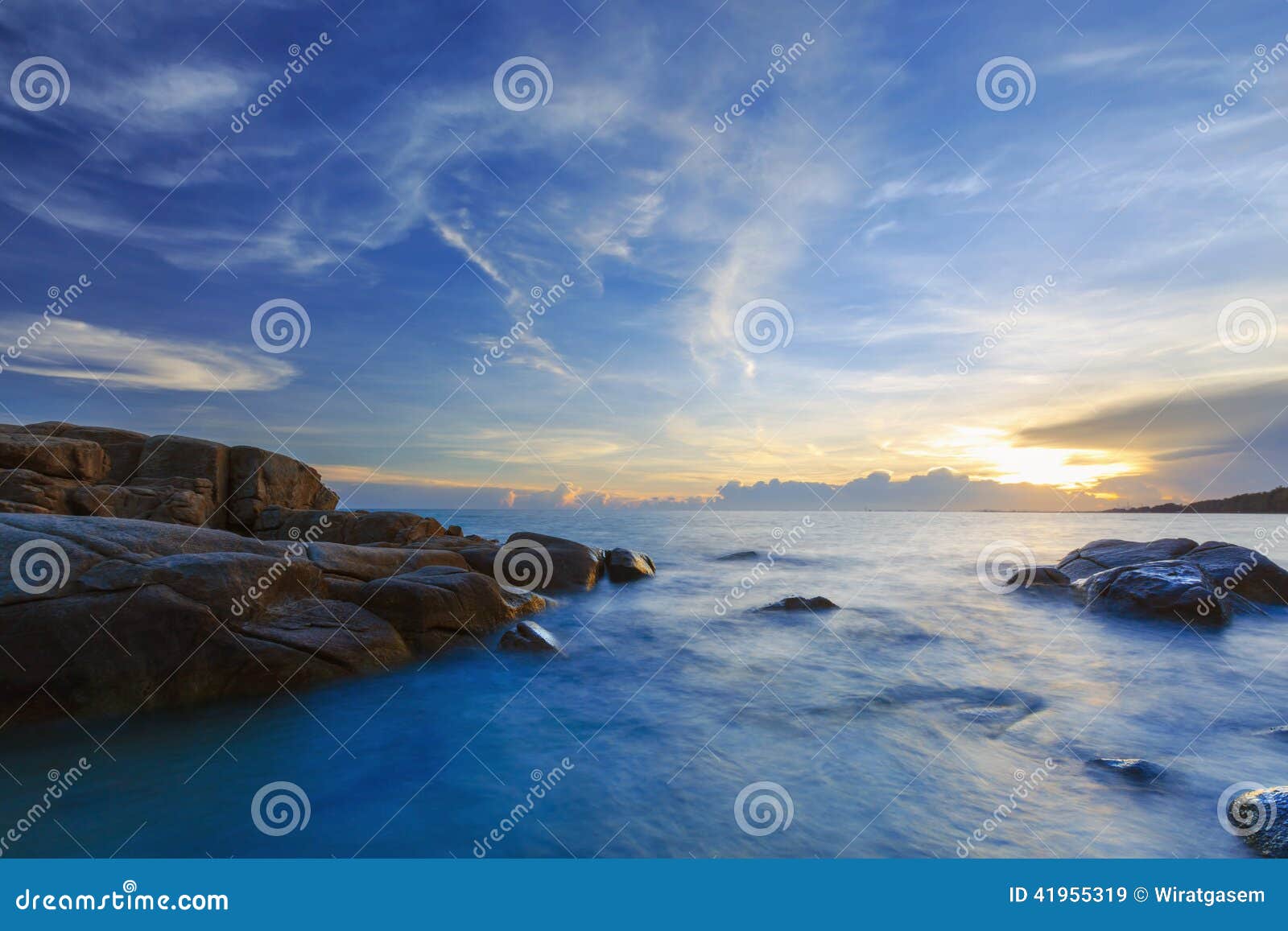 Beautiful seascape. stock image. Image of dramatic, nature - 41955319