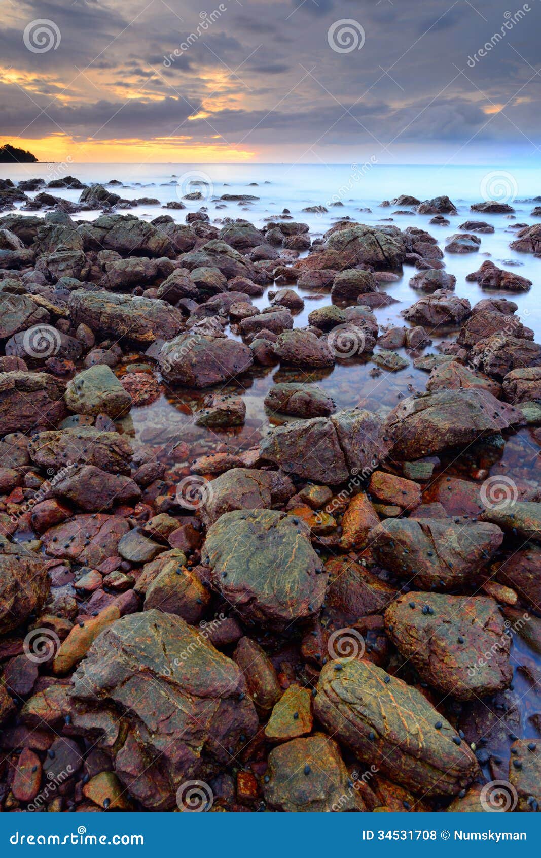 Beautiful Seascape of Wave and Rock when the Sunset Stock Photo - Image ...