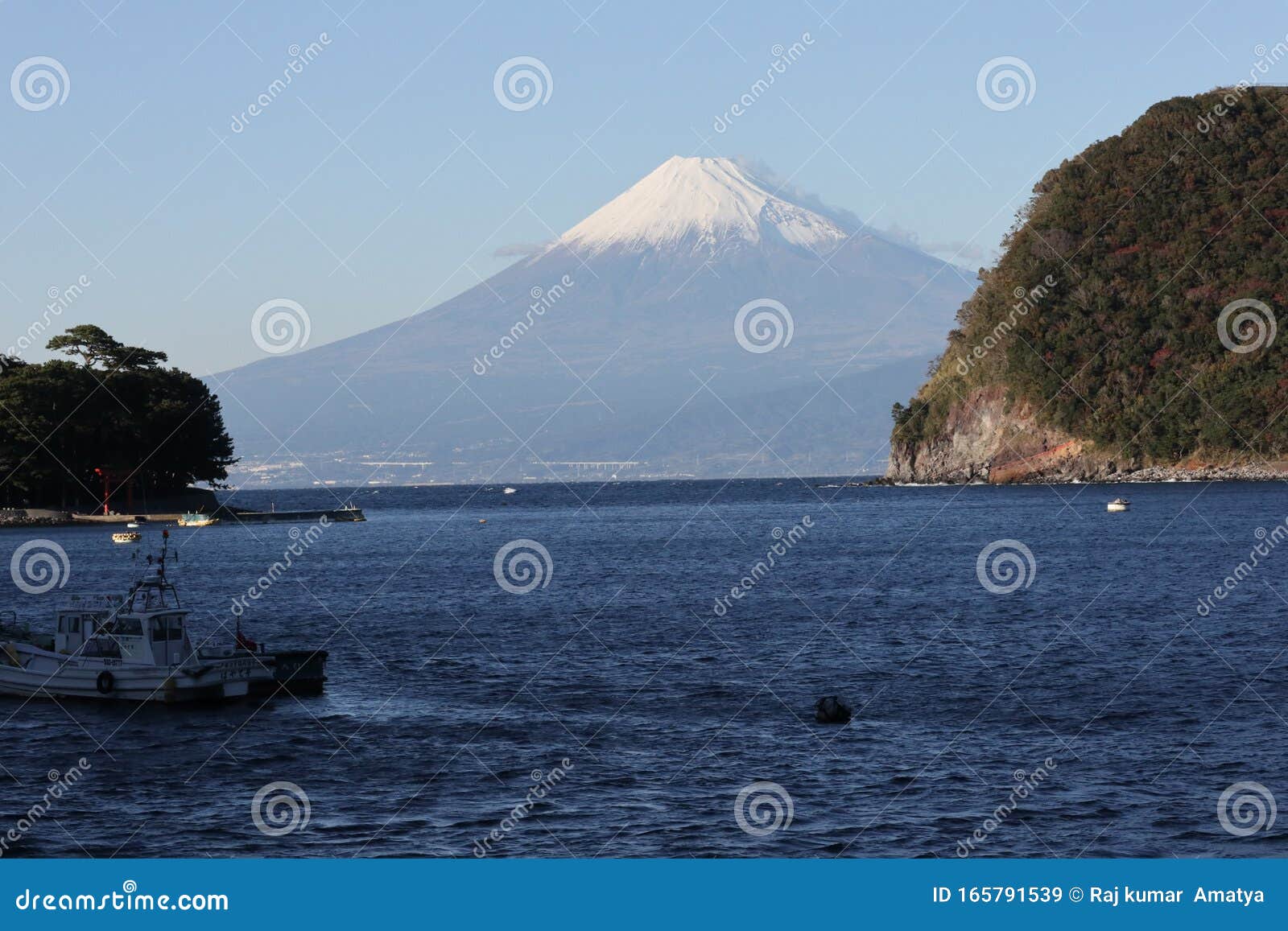 Seaside view editorial stock image. Image of evening - 165791539