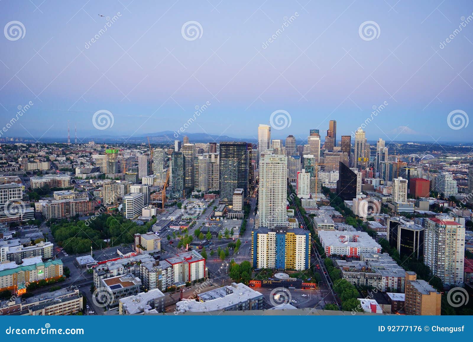 Beautiful Seattle editorial photo. Image of cool, beauty - 92777176