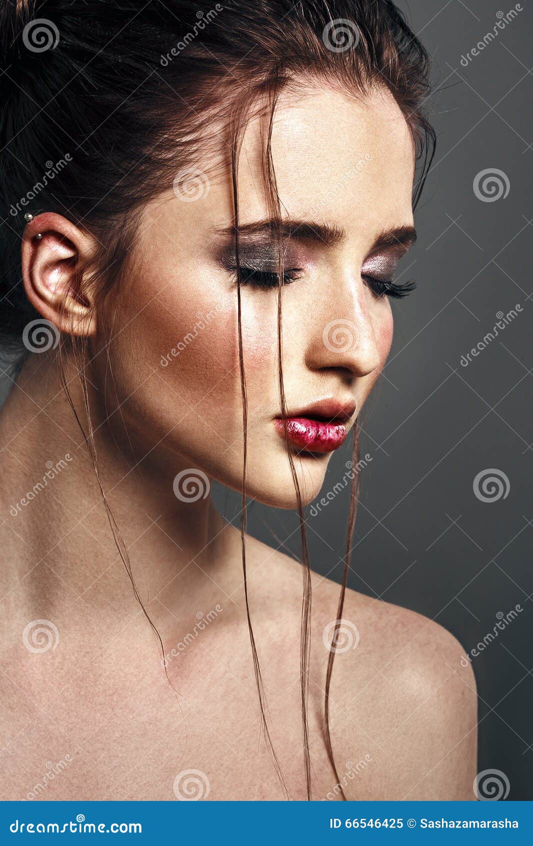 Beautiful Sensual Brunette Woman With Bright Fashion Makeup Glamour