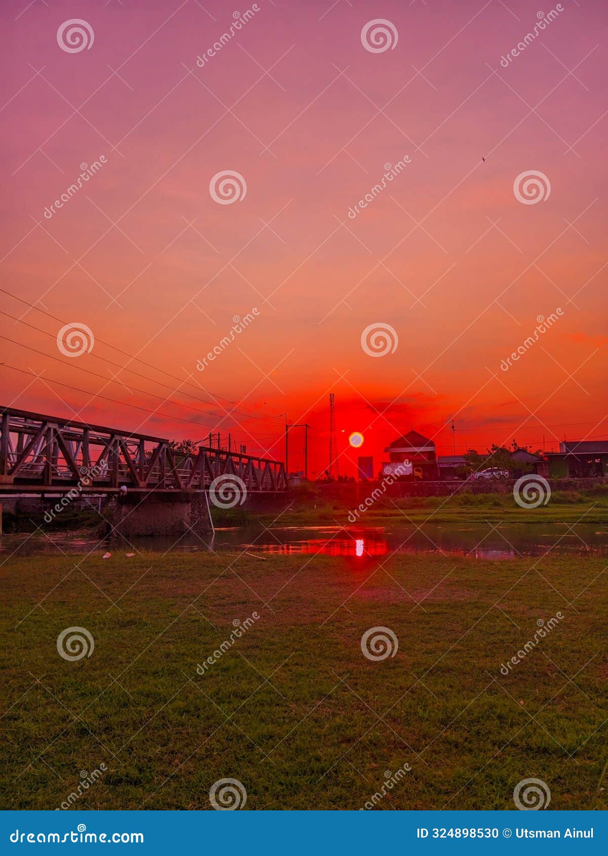 Beautiful Shord Sun Set in the Bridge Stock Photo - Image of shord ...