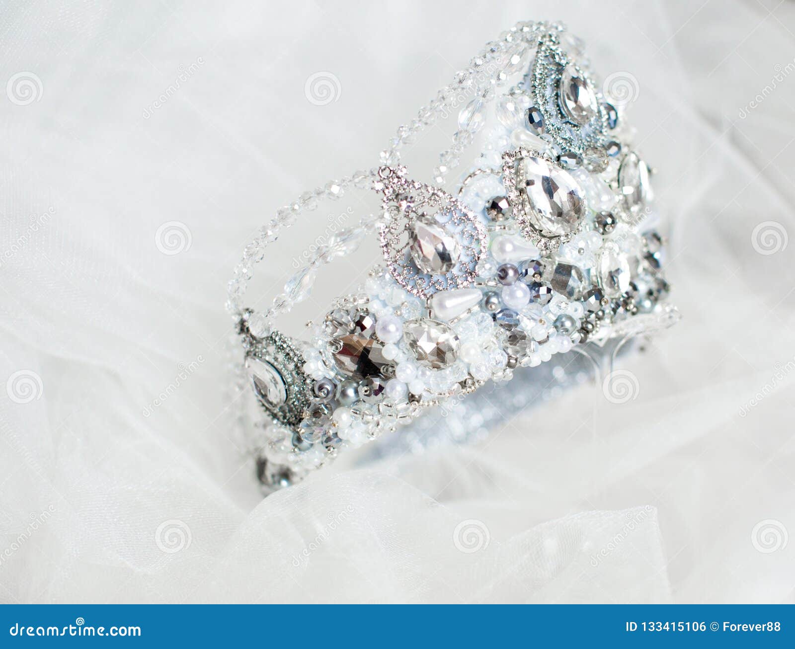 Beautiful Silver Crown on a Grey Background Stock Illustration ...