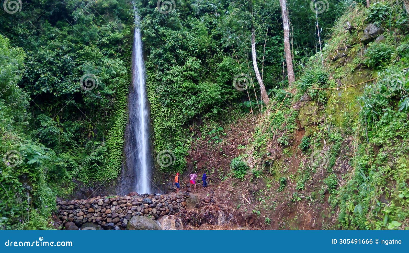 A Beautiful, Simple and Simple Waterfall in the Mountains that are ...