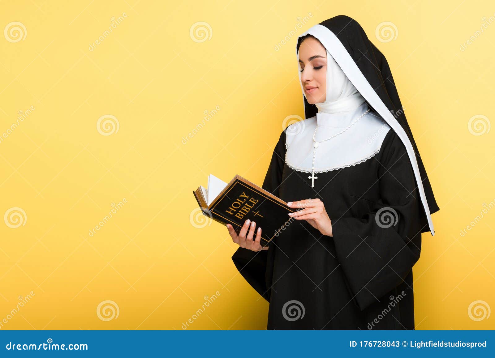 Beautiful Smiling Nun Reading Holy Bible Stock Image - Image of ...