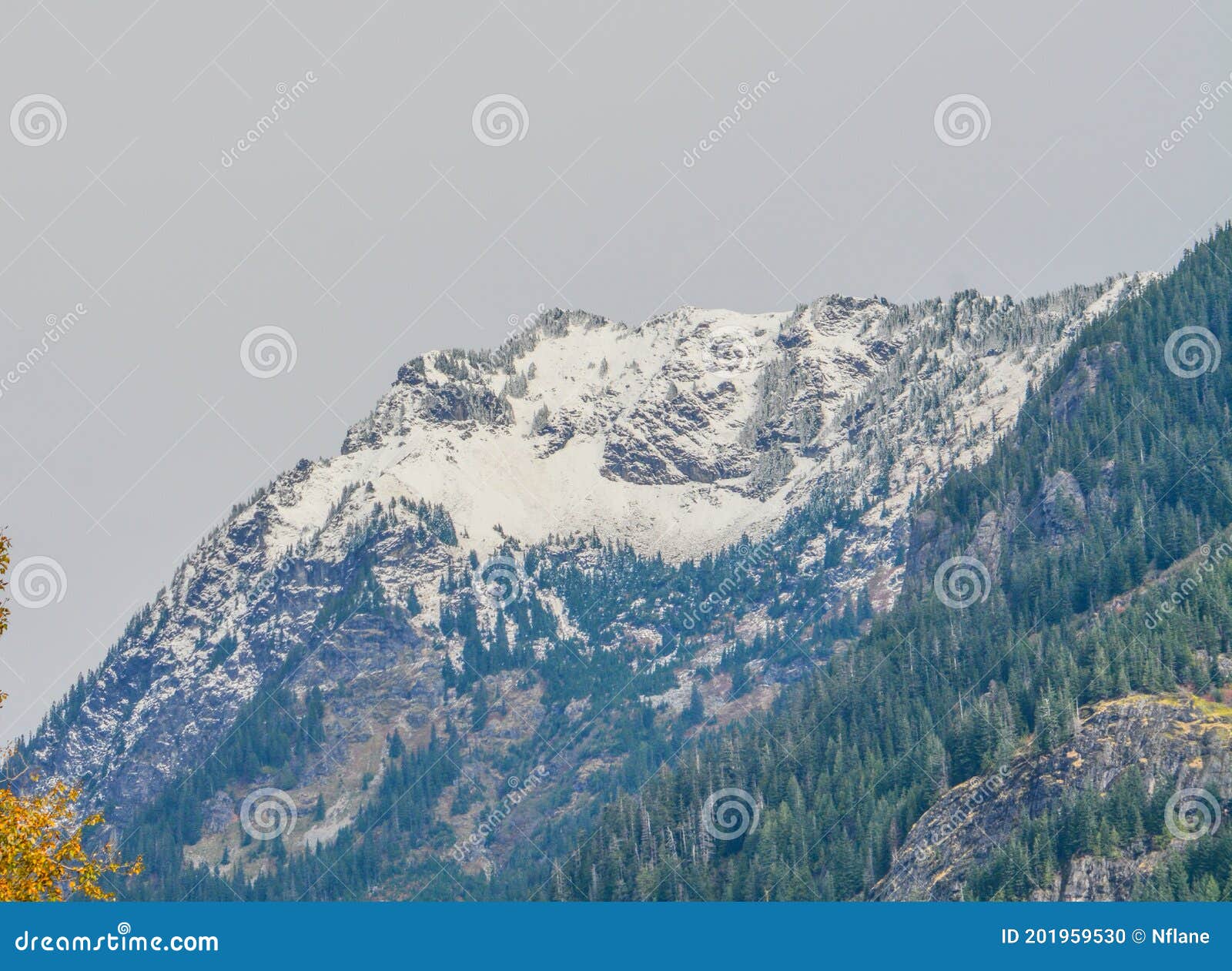 Beautiful Snow Capped, Cascade Mountains in the Pacific Northwest of ...
