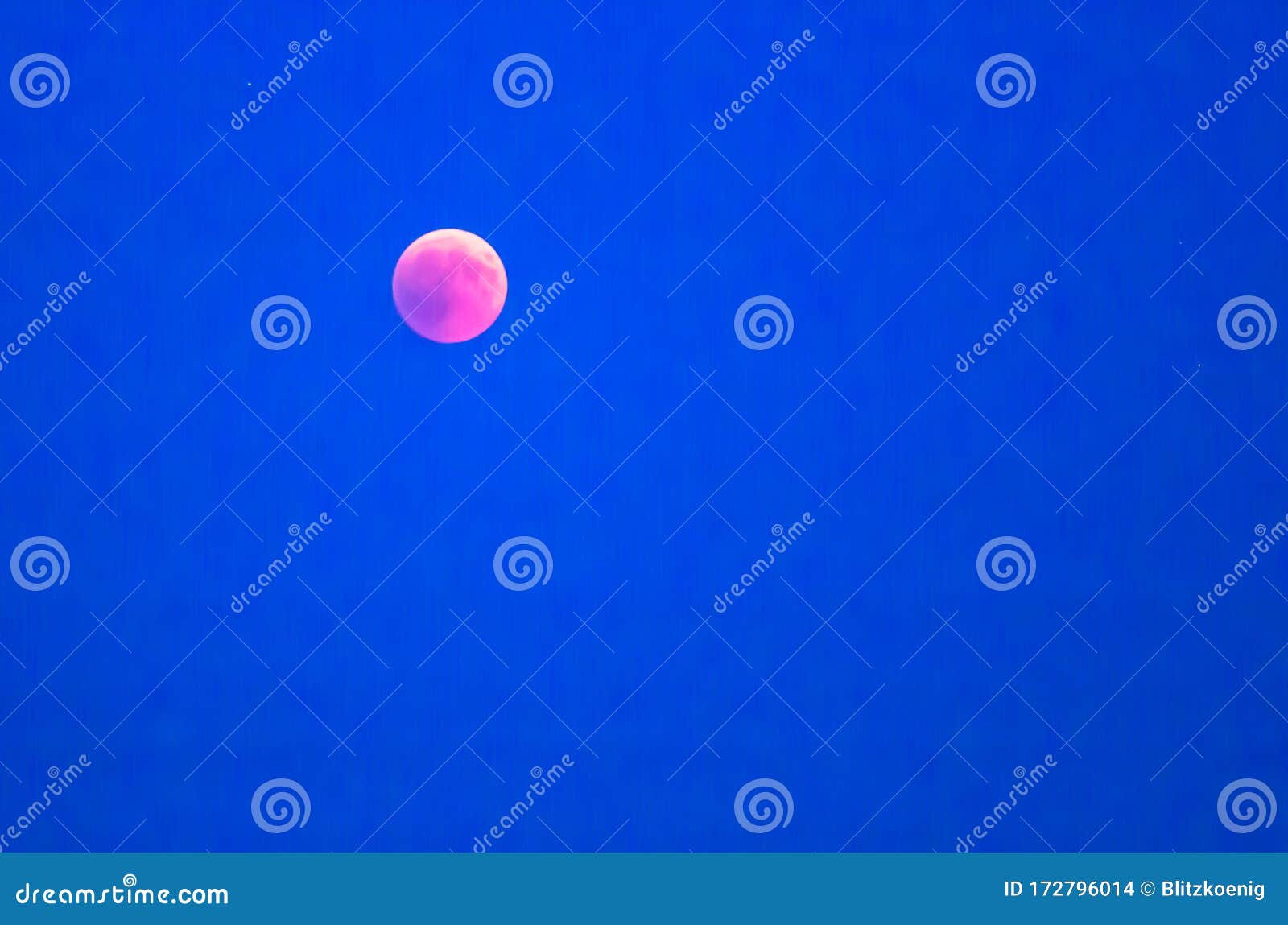 Beautiful solar eclipse stock photo. Image of radiant - 172796014