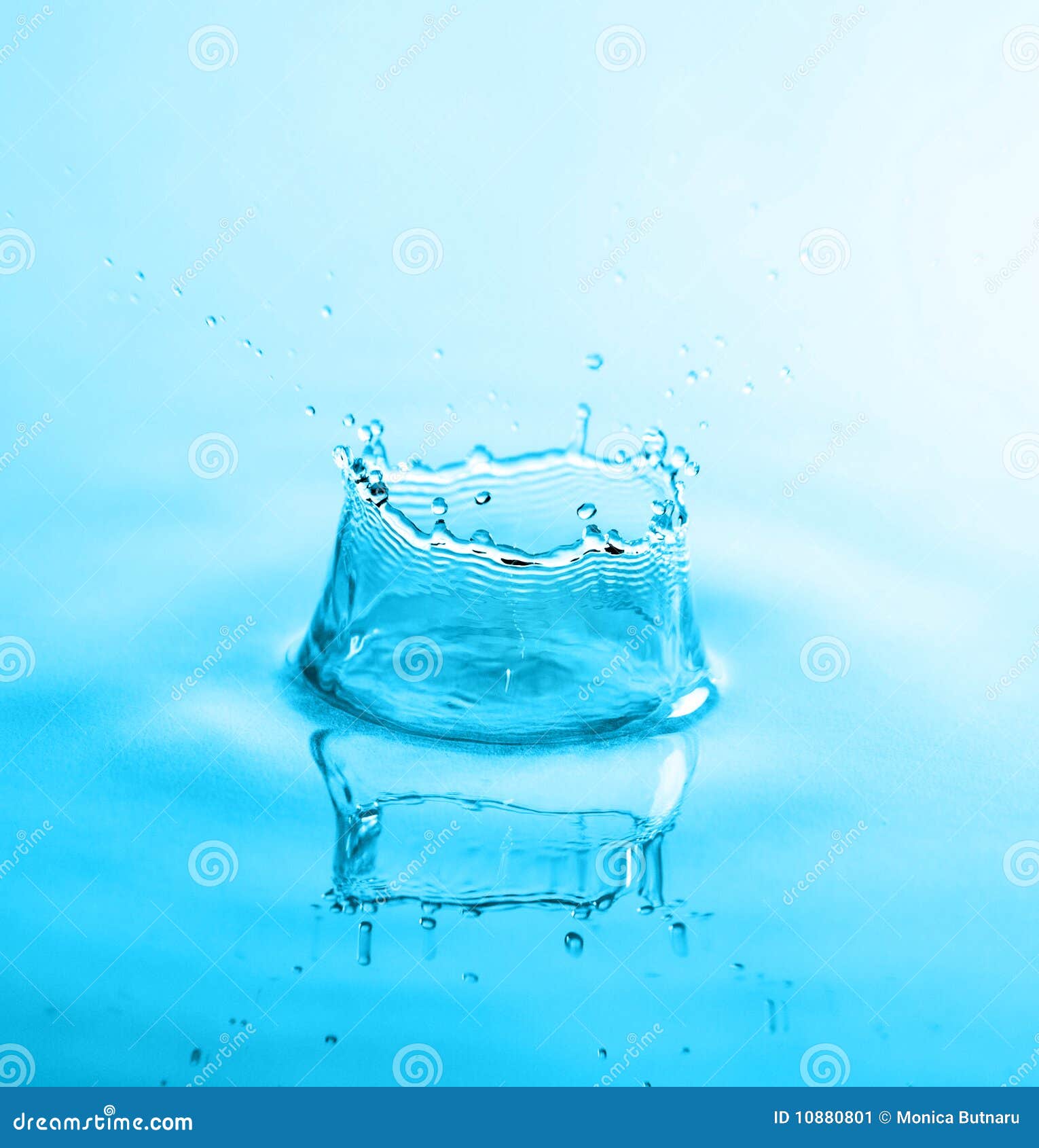 Beautiful Splash of Water Drops Stock Image - Image of abstract, rain ...