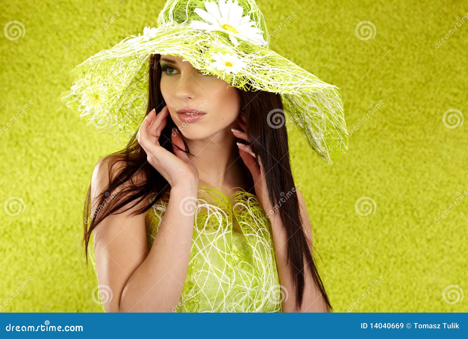 Beautiful spring woman stock image. Image of cute, flower - 14040669