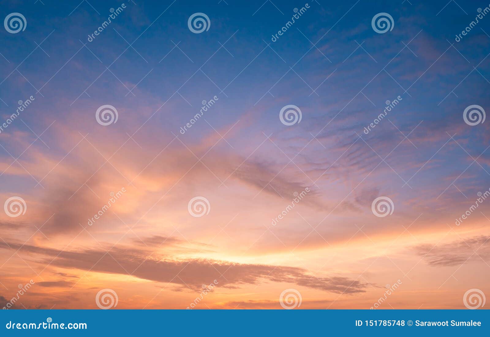 Stratus Cloud in Sunset Background for Forecast and Meteorology Concept ...