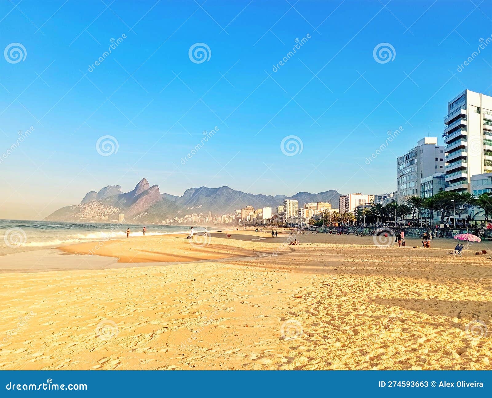 A Beautiful Summer Morning at Arpoador Beach in Rio De Janeiro Stock ...