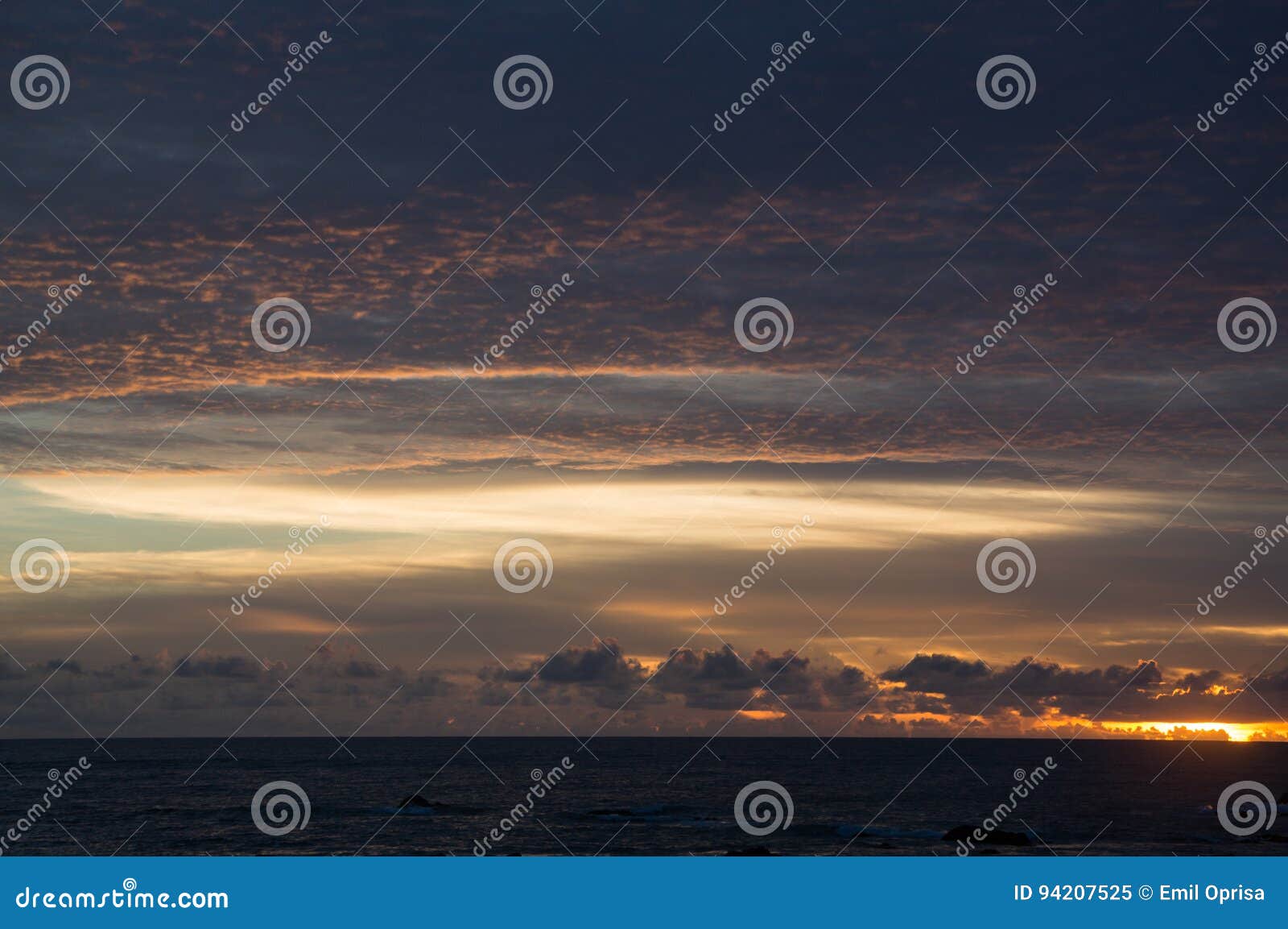 Beautiful Sun Rays Lighting the Sky Stock Image - Image of indian ...