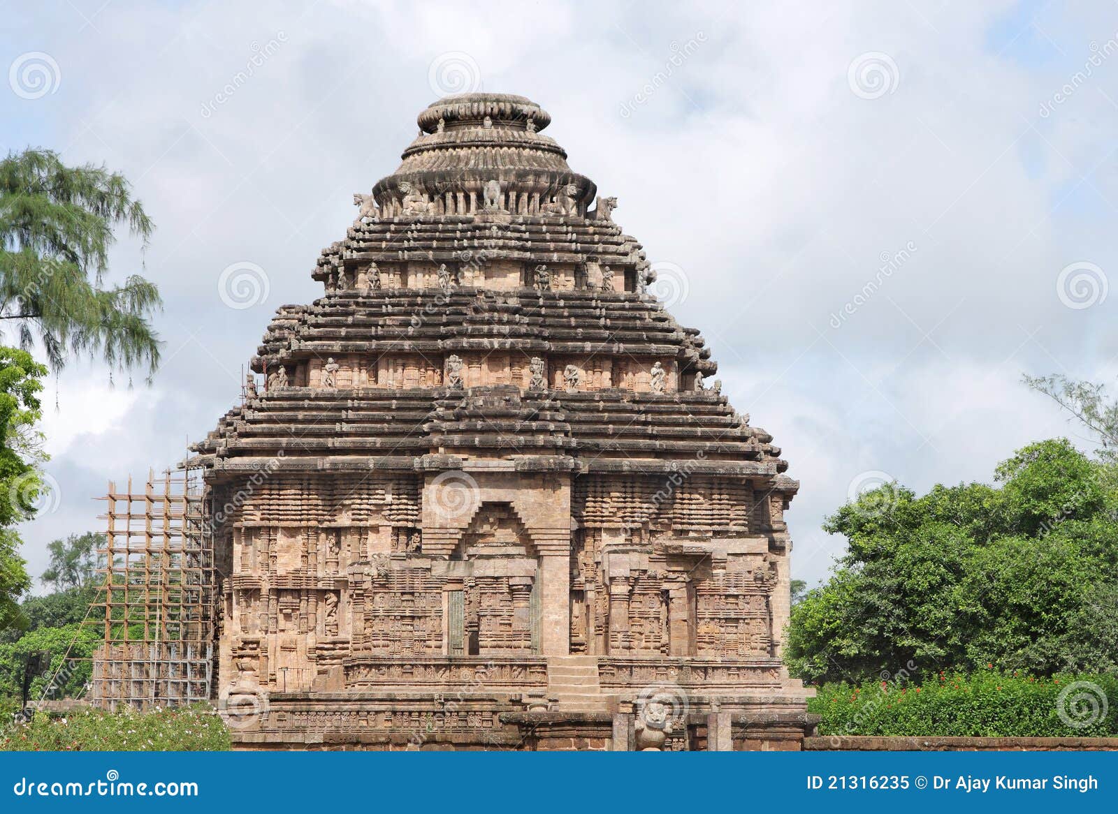 Beautiful Sun Temple of Konarak, Orissa, India Stock Image - Image of ...