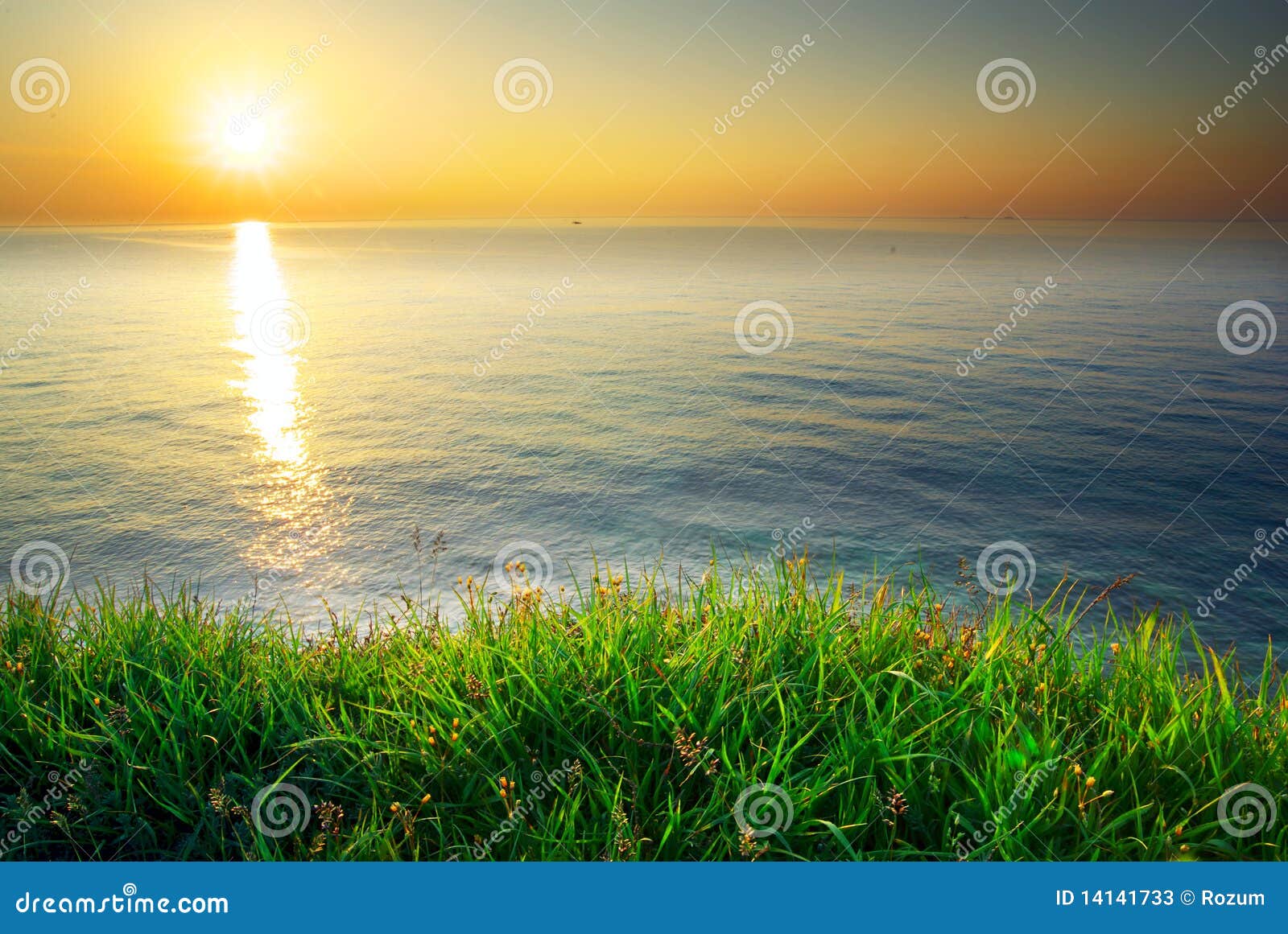 Beautiful sundown stock image. Image of green, outdoor - 14141733