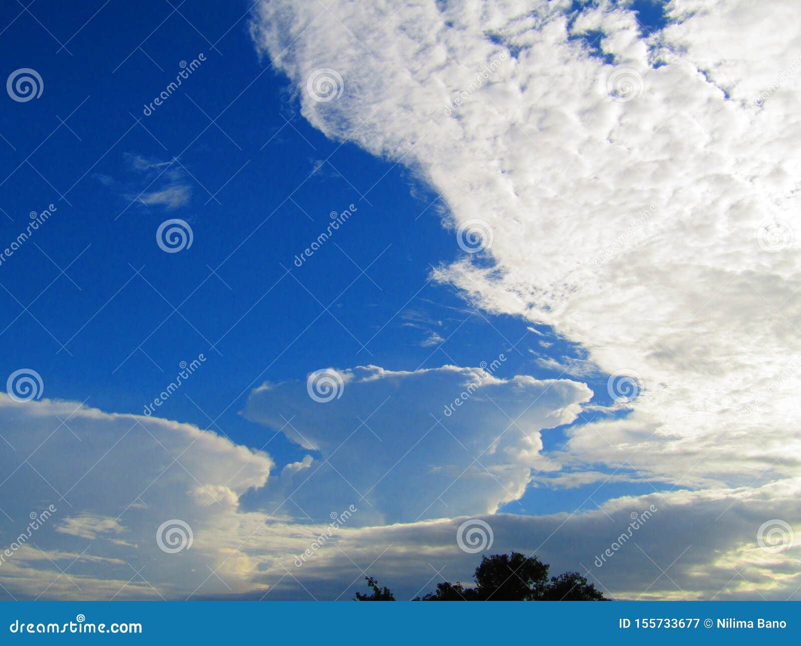 Beautiful Sunlight through Cloud and Sky Stock Image - Image of rain ...