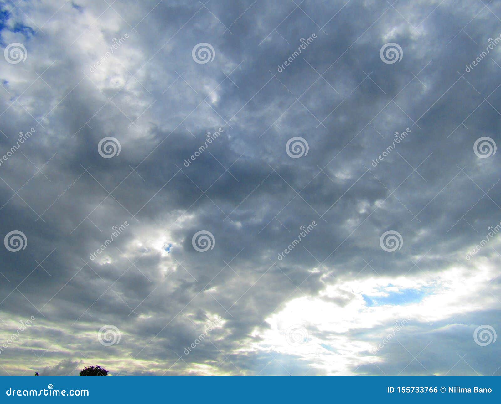 Beautiful Sunlight through Cloud and Sky Stock Photo - Image of dark ...