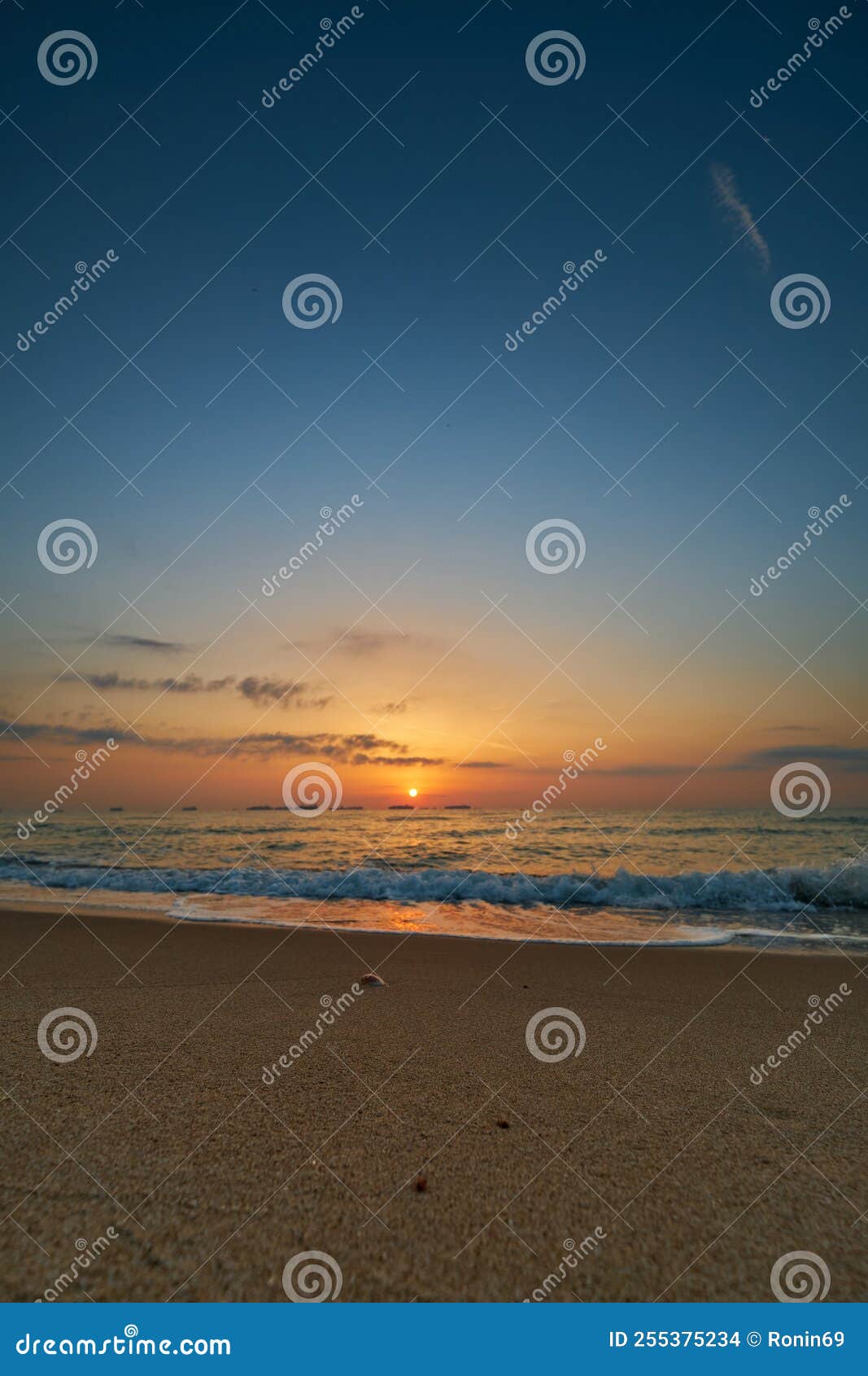 Beautiful Sunrise on a Calm Sea Stock Photo - Image of seascape ...