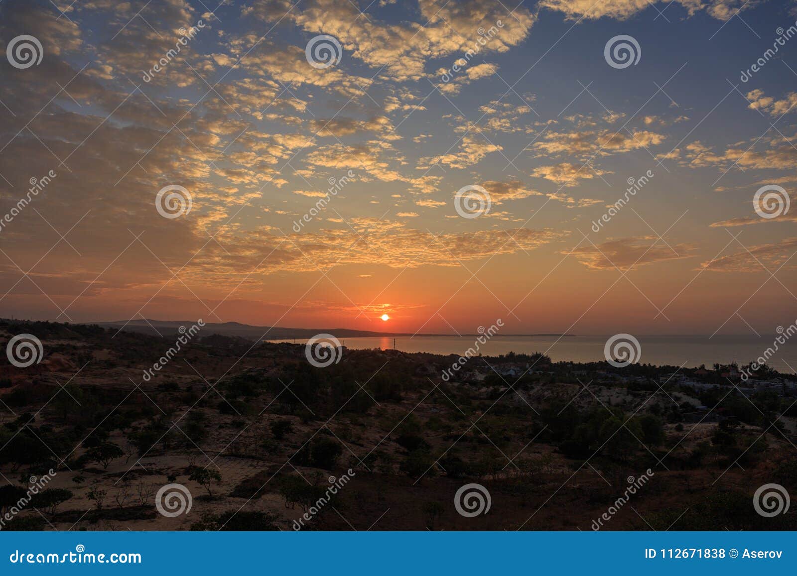 Beautiful Sunrise with Dramatic Cloudscape Stock Photo - Image of beach ...