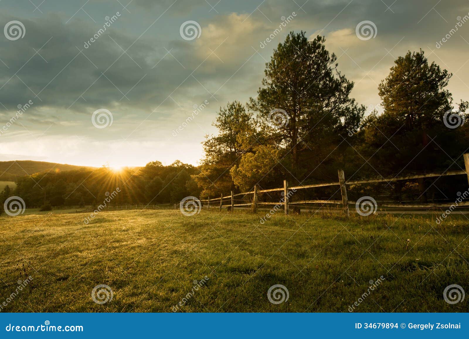 Beautiful Sunrise on the Farm Stock Photo - Image of farm, hills: 34679894