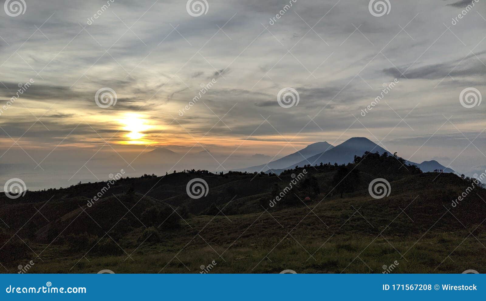 Beautiful Sunrise in the Prau Mountain of Central Java, Indonesia Stock ...