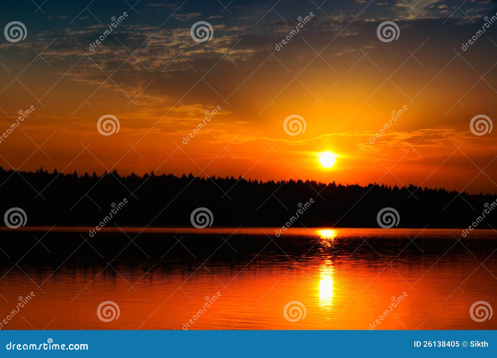 Beautiful Sunrise / Sunset Over Calm Lake Stock Image - Image of ...