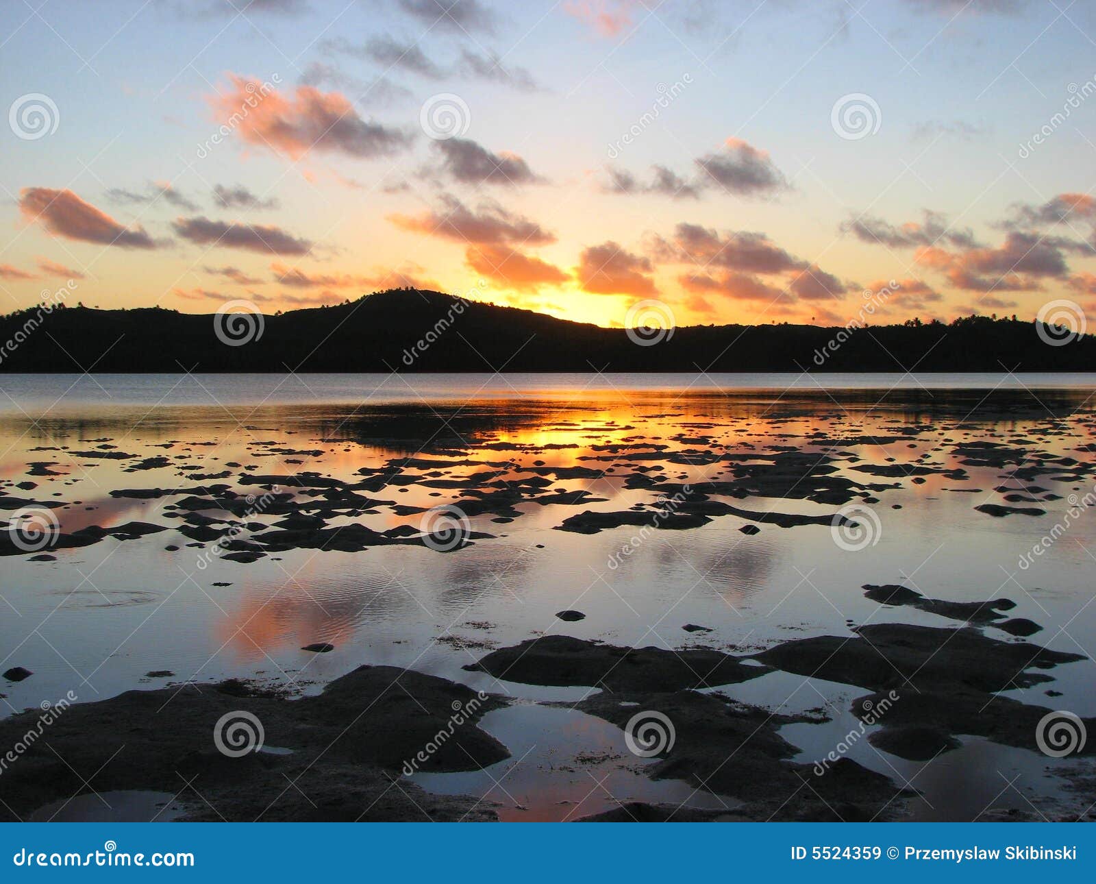 Beautiful Sunset in Aitutaki, Cook Islands Stock Image - Image of ...