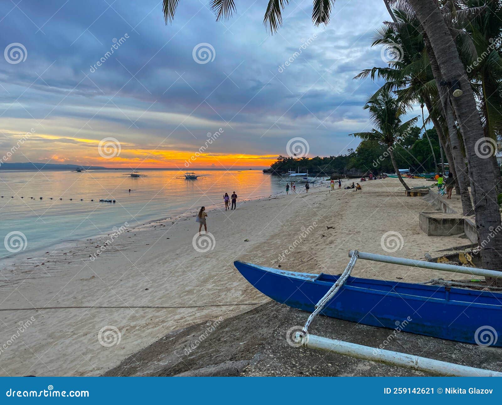 Beautiful Sunset on the Beach Editorial Photo - Image of walkway, water ...