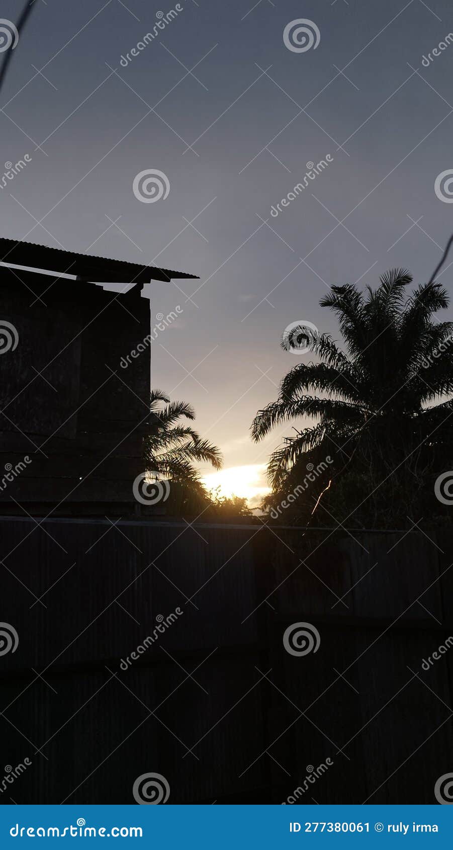 Beautiful Sunset Behind the House Stock Image - Image of sunset, house ...
