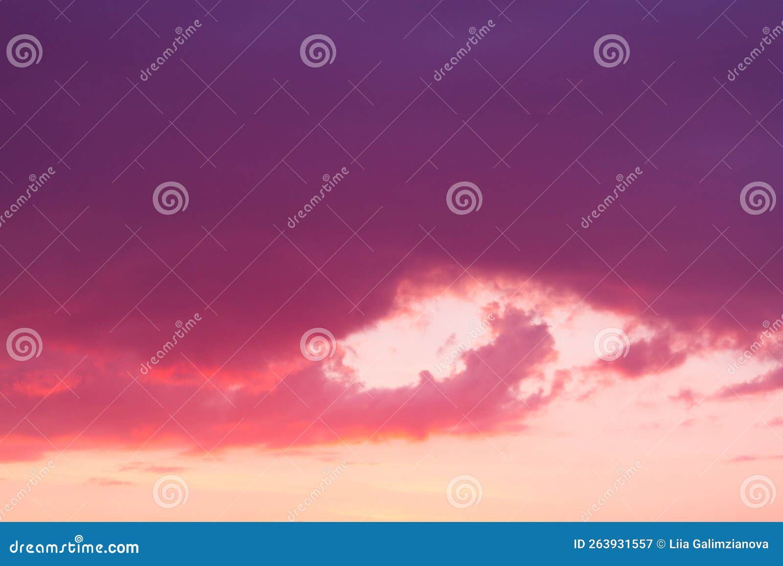 Beautiful sunset cloud stock image. Image of color, atmosphere - 263931557