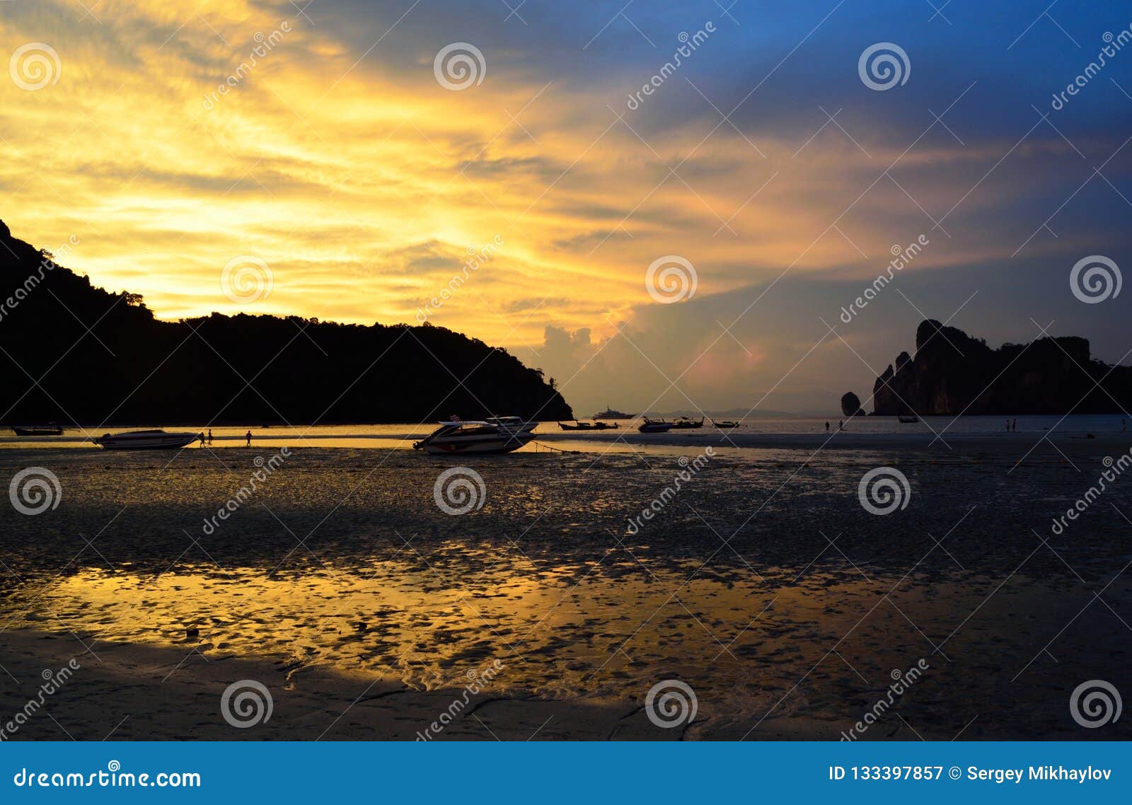Beautiful Sunset with Clouds Over a Shallow Beach Stock Image - Image ...
