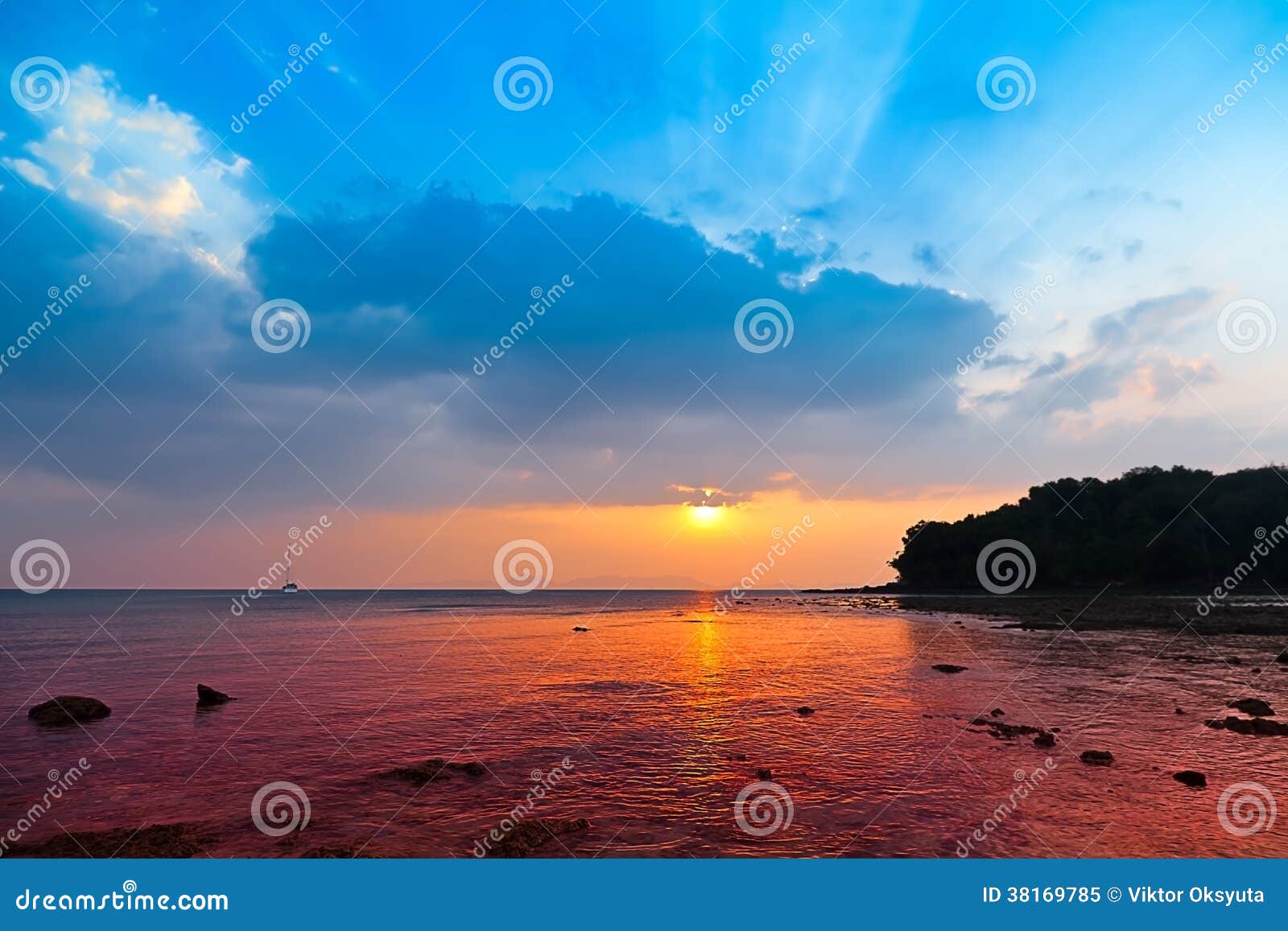 Beautiful Sunset on the Coast of the Diamond Sea Stock Image - Image of ...