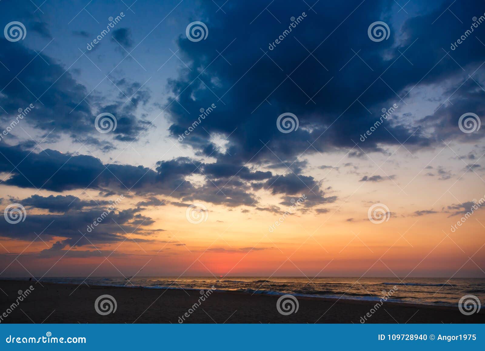 Beautiful Sunset on an Empty Sandy Beach. Stock Photo - Image of ...